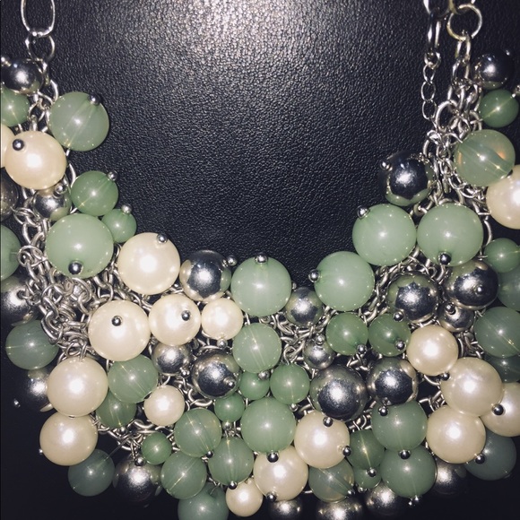 Vclm | Jewelry | Vclm Silver Tone Mint Green Lucite Beads Necklace ...
